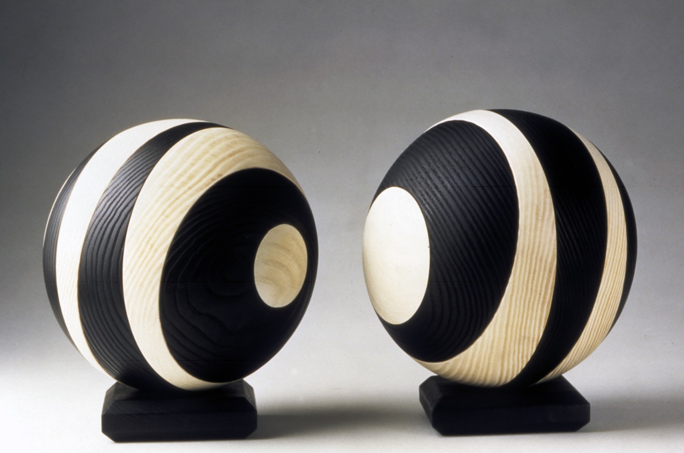 Multi Layer Sphere I & II - Museum for Art in Wood