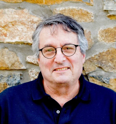 Mark Sfirri: La Famiglia - Museum for Art in Wood